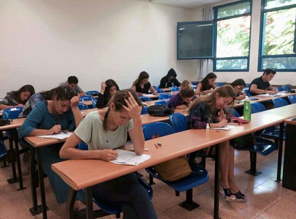 Ulpan Israeli - Learn Hebrew with courses for all levels